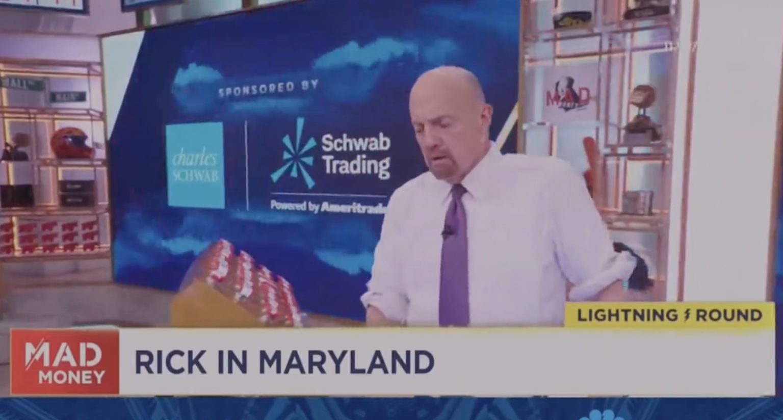 Bitcoin é "indestrutível" e veio para ficar, diz Jim Cramer - Livecoins